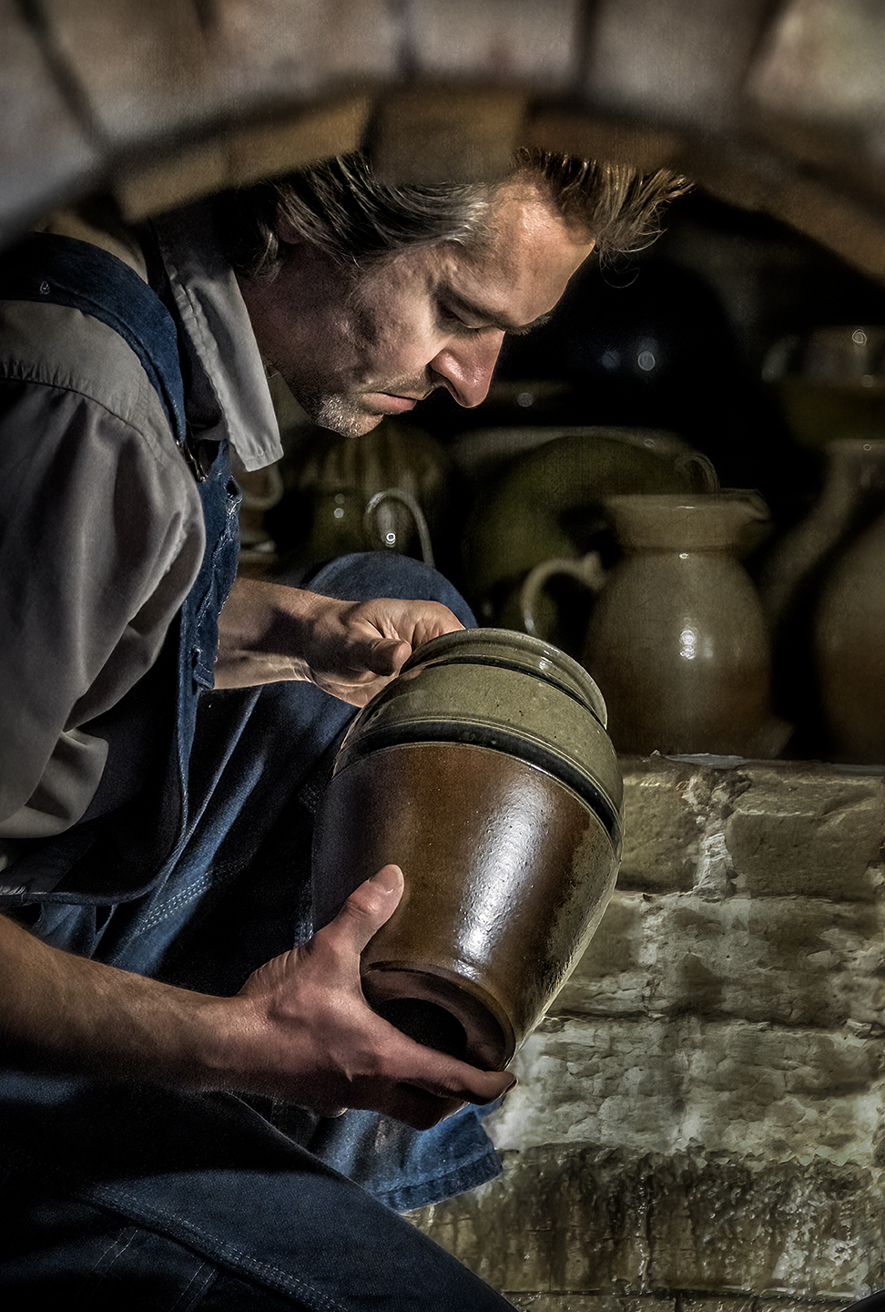 Kiln Unloading – Dan Routh Photography