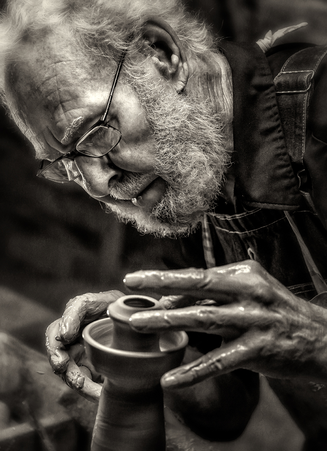 Master Potter – Dan Routh Photography